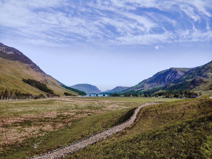 Wild Swimming Adventure: Discover Buttermere Infinity Pool – Spaniels ...