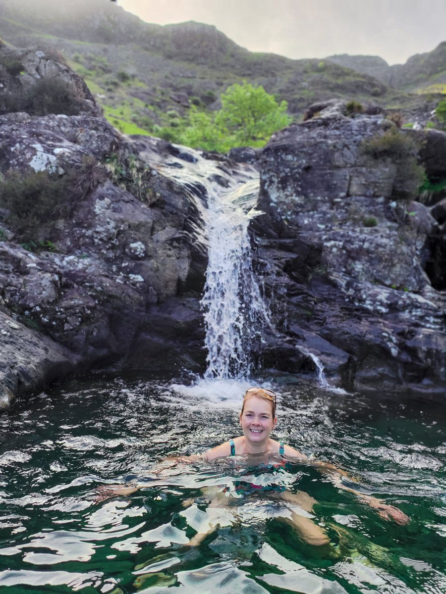 Wild Swimming Adventure: Discover Buttermere Infinity Pool – Spaniels ...